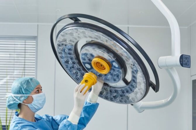 Maquet Powerled Ii Operating Theatre Light-hybrid Operating Theatre ...